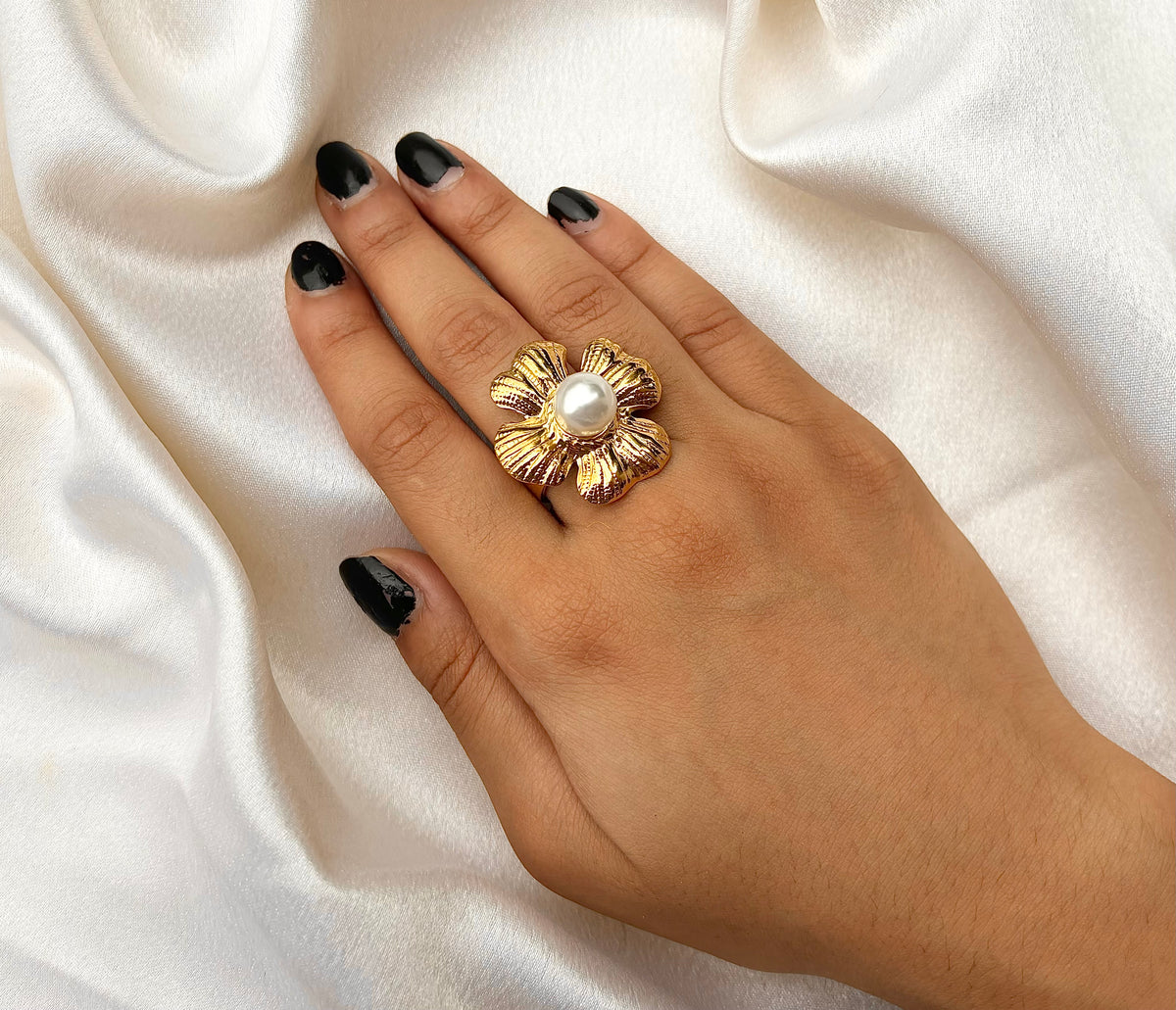 ADELE FLOWER RING – UnfoldSelf
